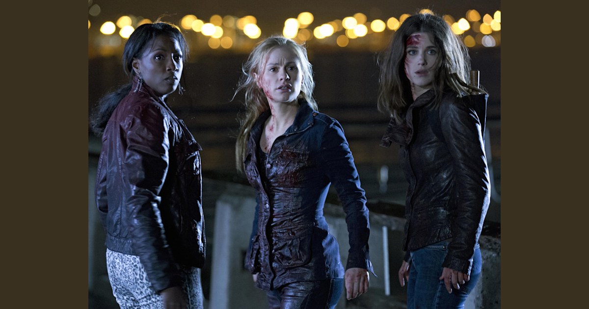 New 'True Blood' photos feature evil looks and bloody vampires