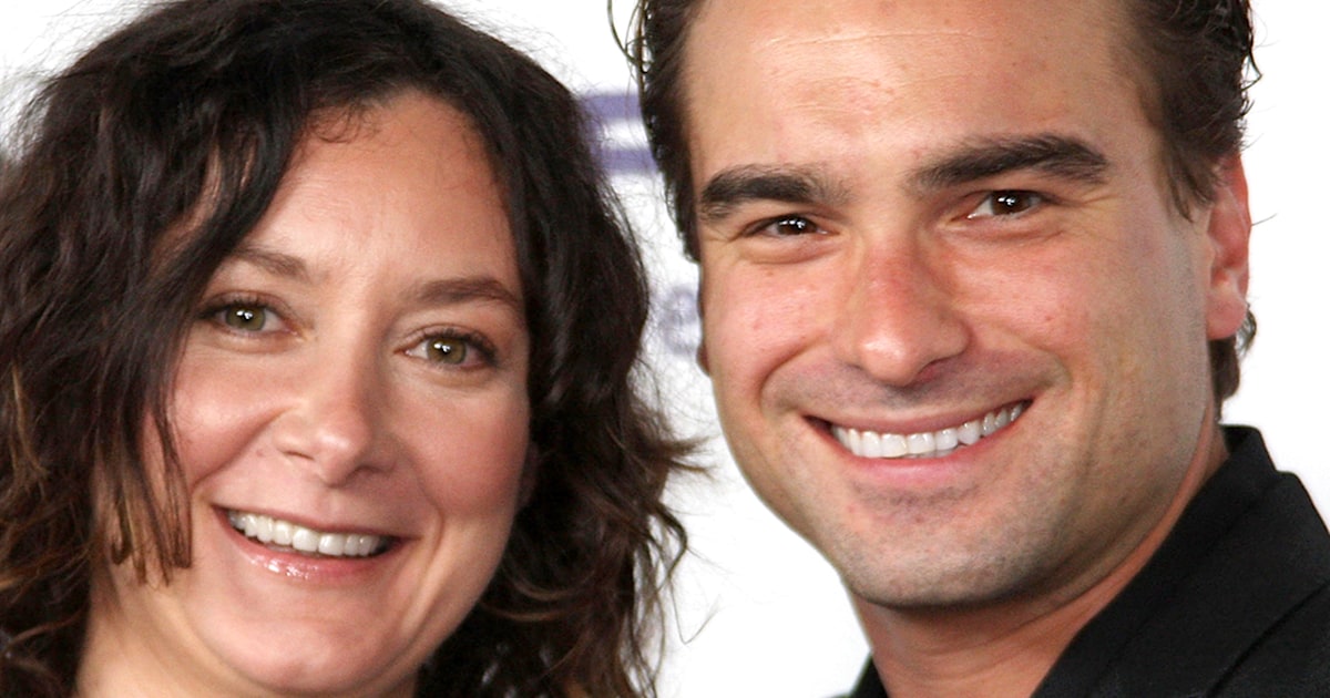 Sara Gilbert discovered she was gay while dating Johnny Galecki