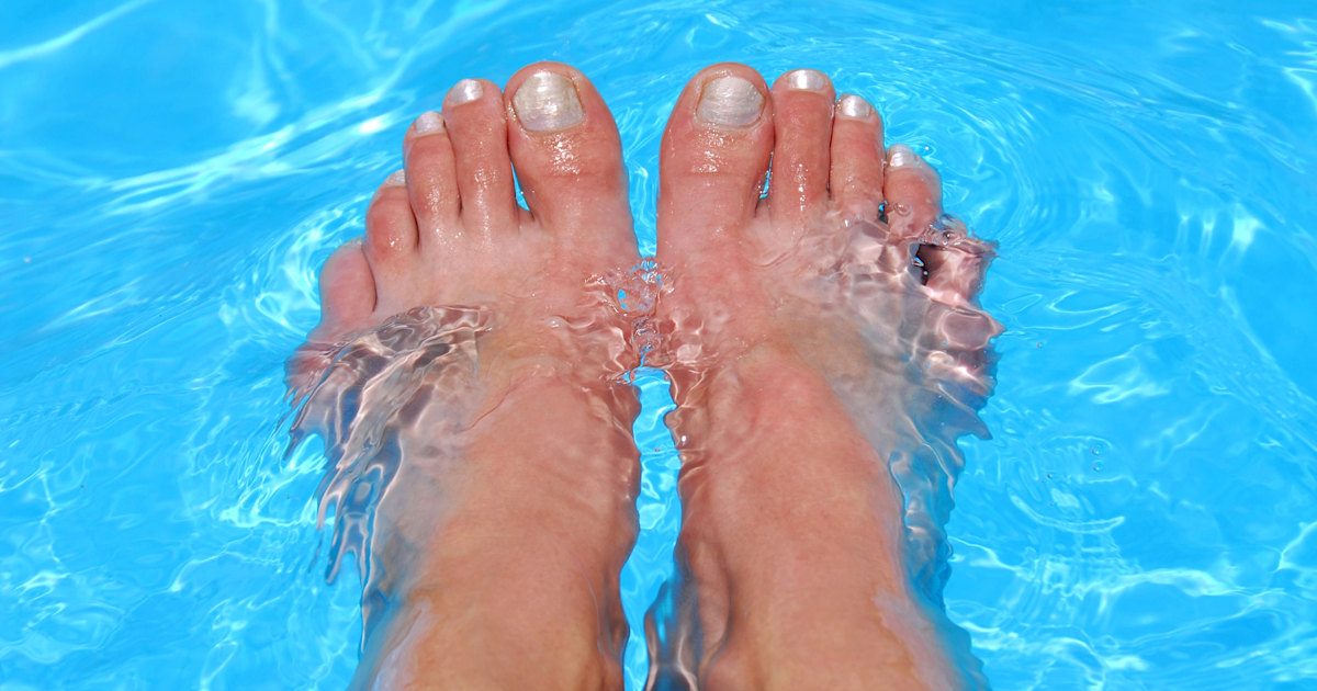 7 steps to chip-proofing your pedicure