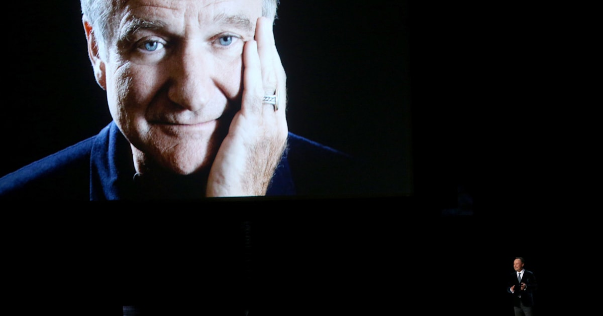 Robin Williams honored by Emmys in moving In Memoriam tribute
