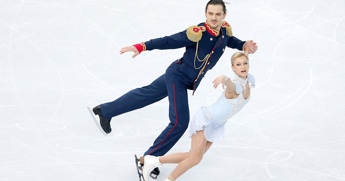 Tara Lipinski and Johnny Weir police figure skating fashion