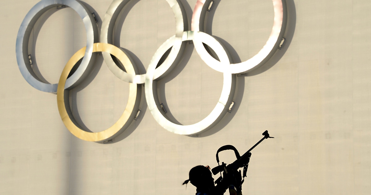 20 awesome shots of the Olympic rings in Sochi