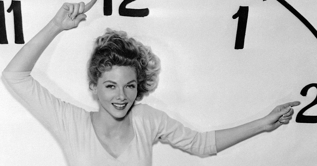 'Oklahoma' actress Barbara Lawrence dies at 83