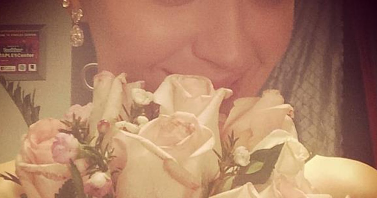 See for your selfie: Stars Insta-Grammy on music's big night