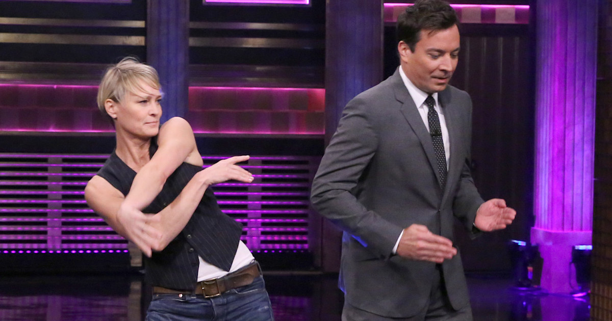 Jimmy Fallon and Robin Wright show off their moves on 'Tonight'