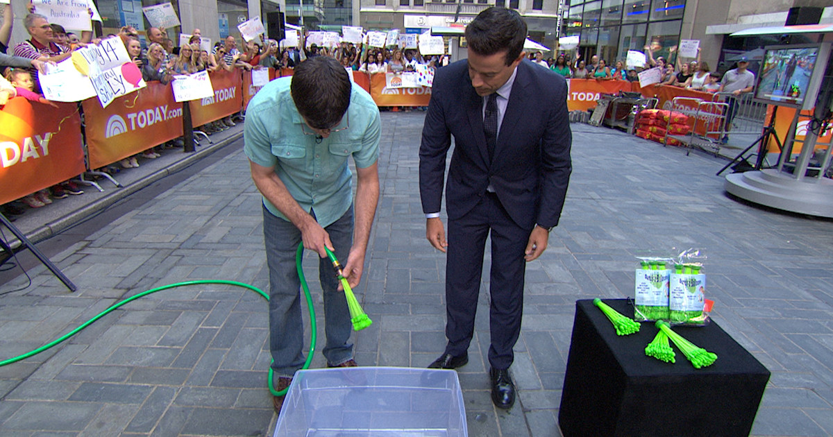 Dad creates efficient way to have a water balloon fight, tests it on Carson