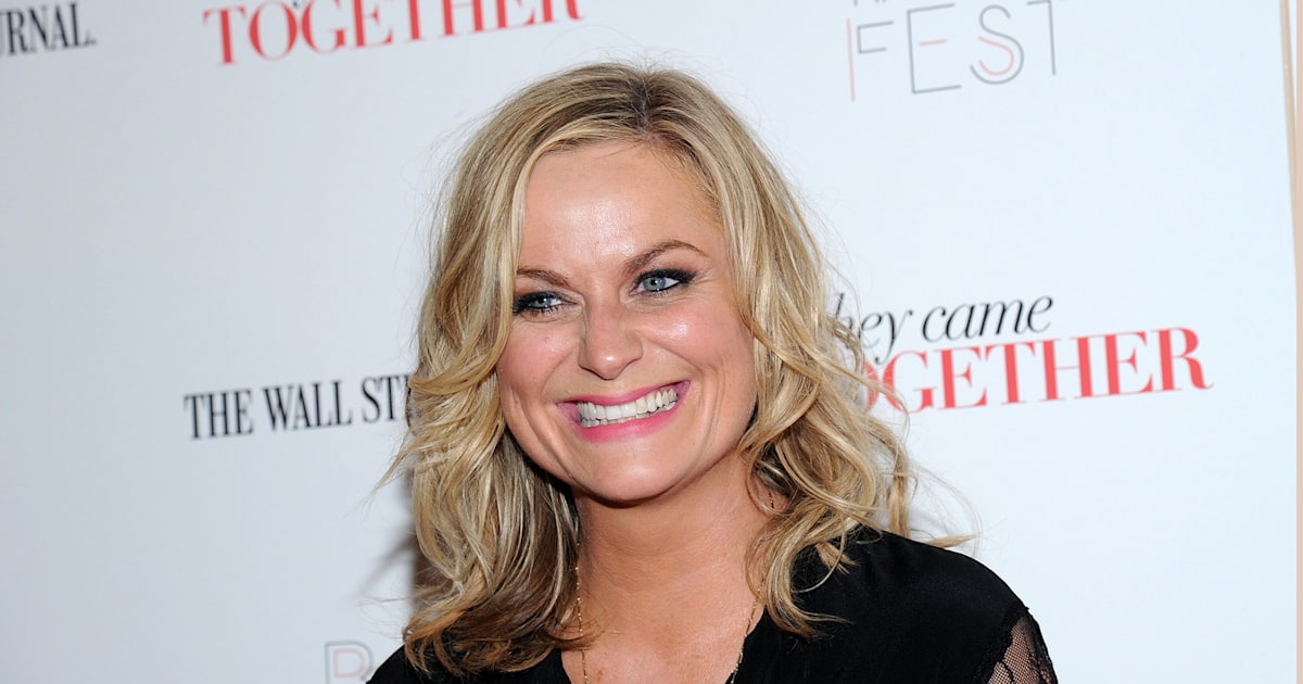 Amy Poehler steps out for a screening in NYC, and more Celeb Sightings