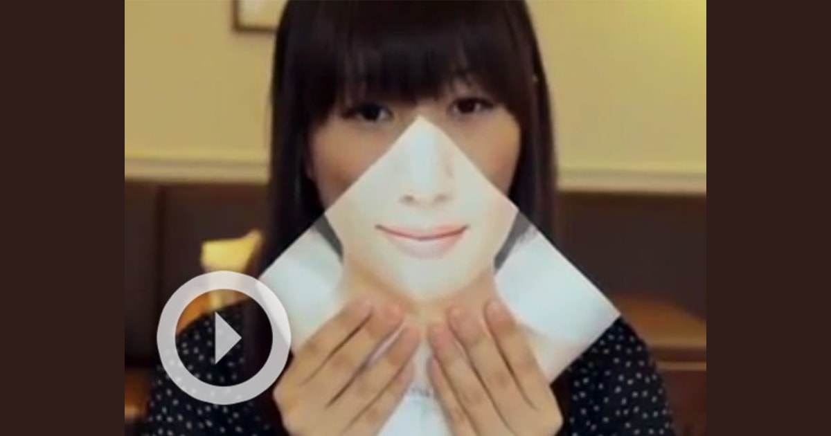 Burger-Eating Mask Blocks Others From Watching