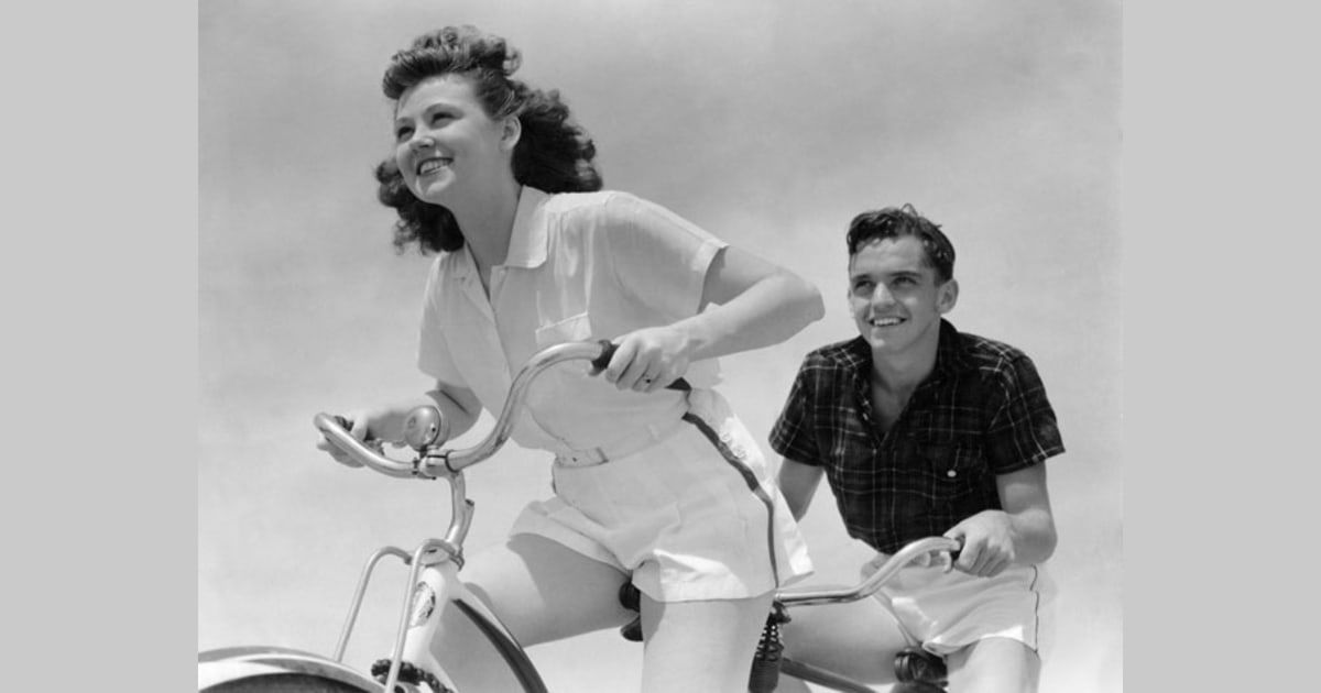 20 Ways to Make Being Single Fun...and Dating a Little Less Sucky