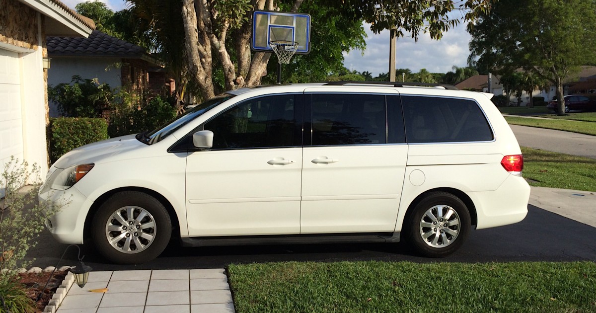 Minivan memories: What people love or loathe about the ultimate family car