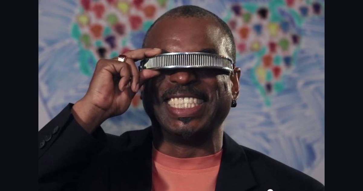 Take a look! It's LeVar Burton's campaign to bring back Reading Rainbow