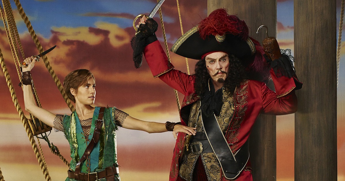 'Peter Pan Live!' behind-the-scenes video shows stars soaring, dancing