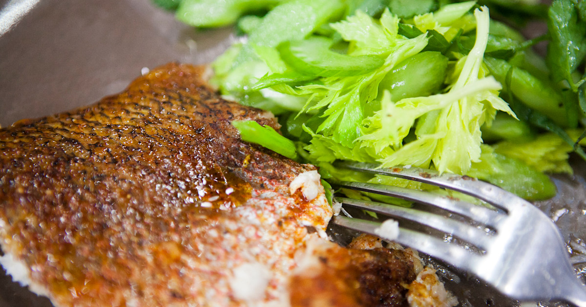 How to cook the whole fish: Tamron Hall makes pimentón-roasted red ...