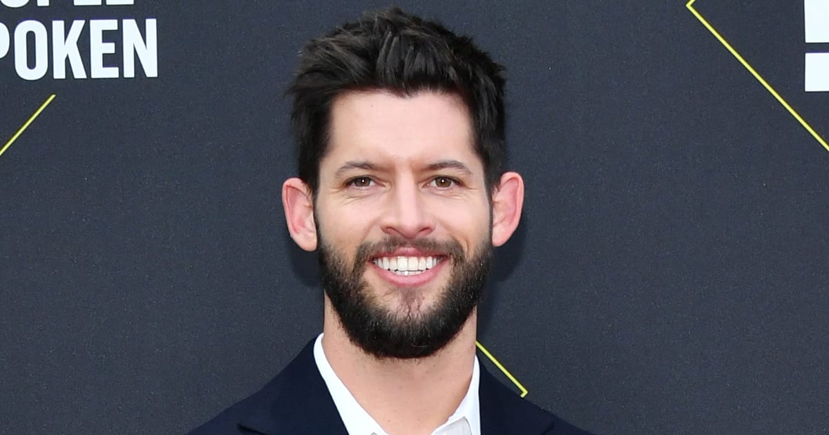 See How Hunter March's Zoom Date With a Fan Went on Nightly Pop