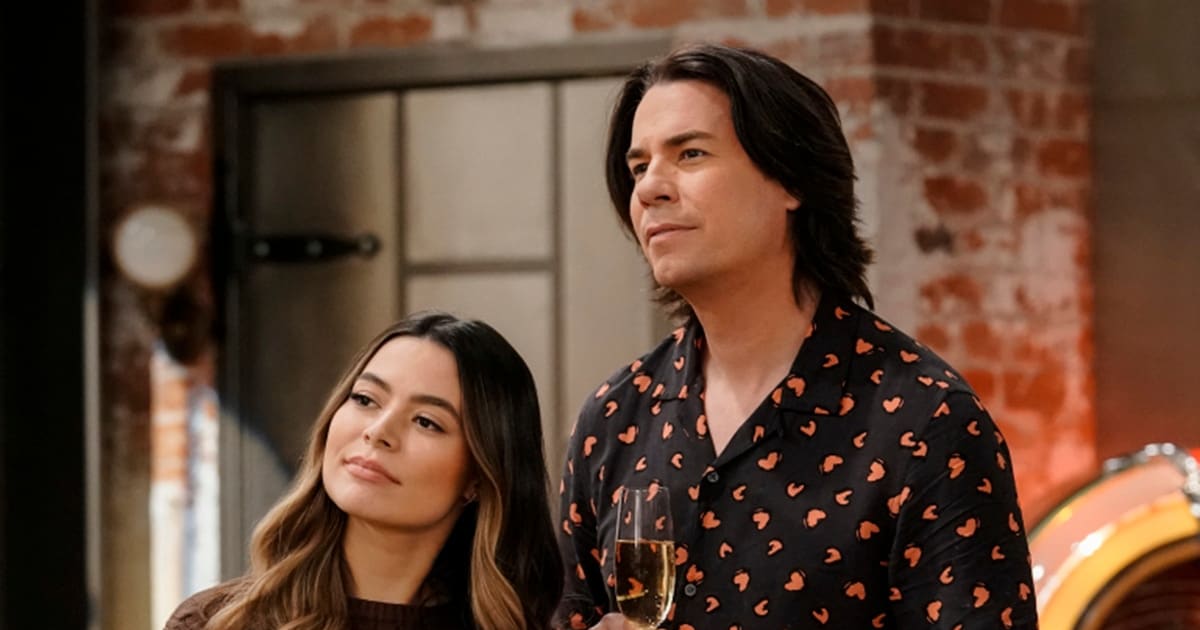 The Burning Questions Answered By the iCarly Revival—Or Not