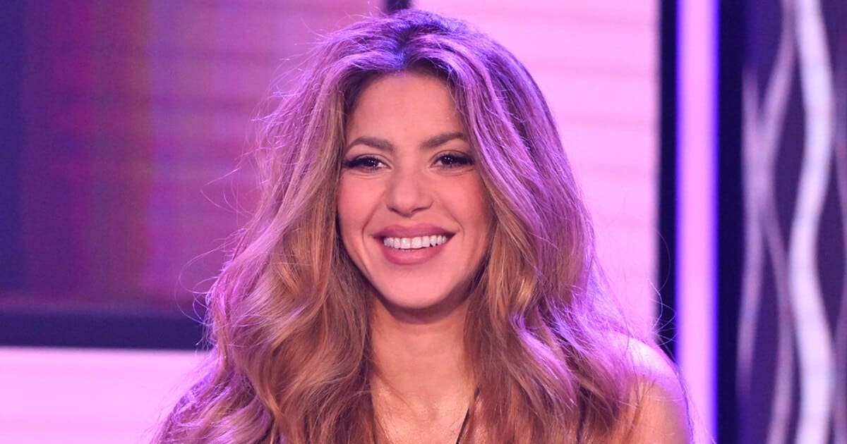 Shakira's Face Doesn't Lie When a Rat Photobombs Her Music Video Shoot