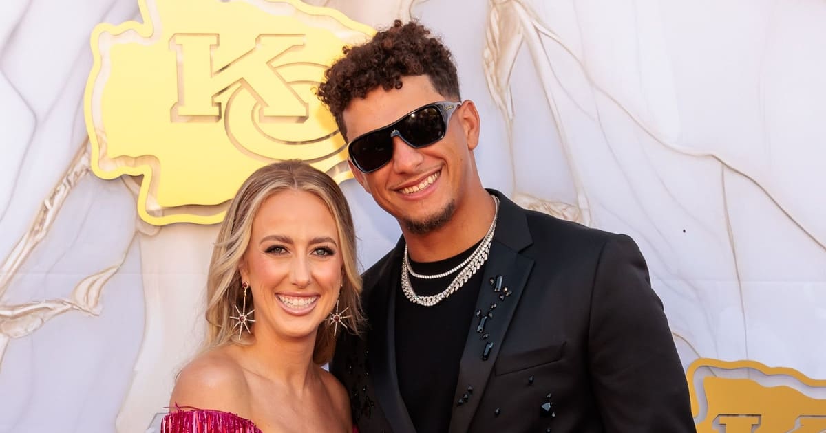 Patrick Mahomes, Brittany Mahomes Reveal Baby Golden's Face in Photos